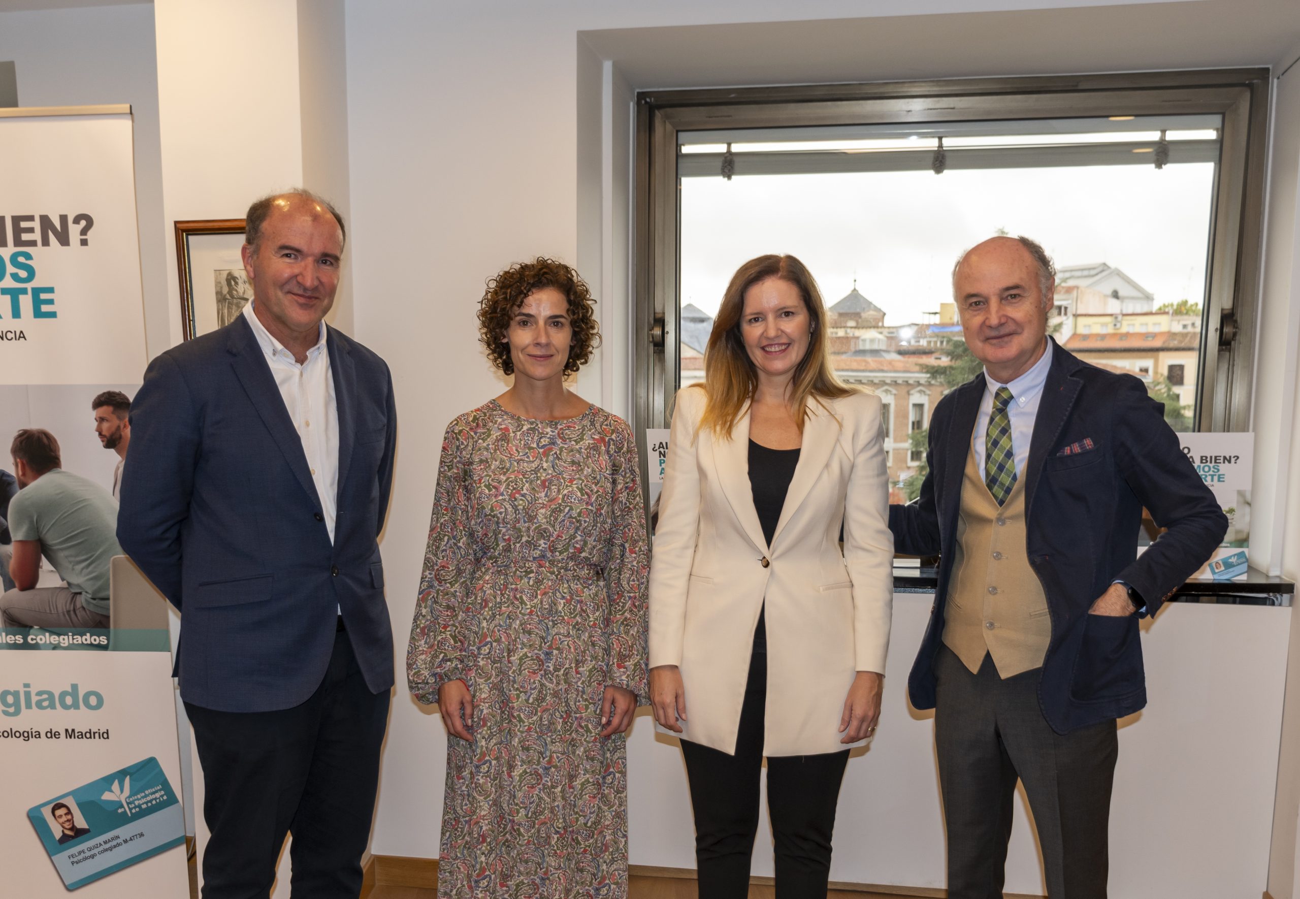 Visita de la Consejera de Familia, Juventud y Asuntos Sociales de la Comunidad de Madrid a la ...